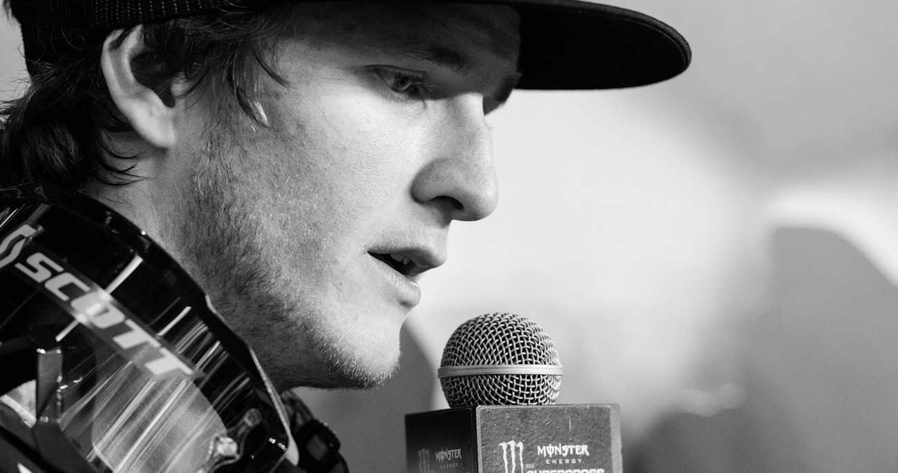 250 Words Break Time Again Supercross Racer X 250-words-break-time-again-supercross-racer-x
