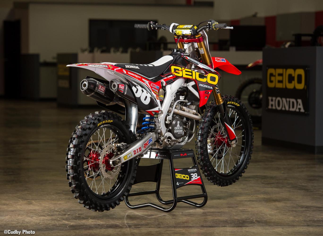 GEICO Honda Team Gallery - Racer X