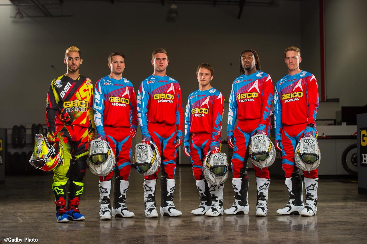 GEICO Honda Team Gallery - Racer X