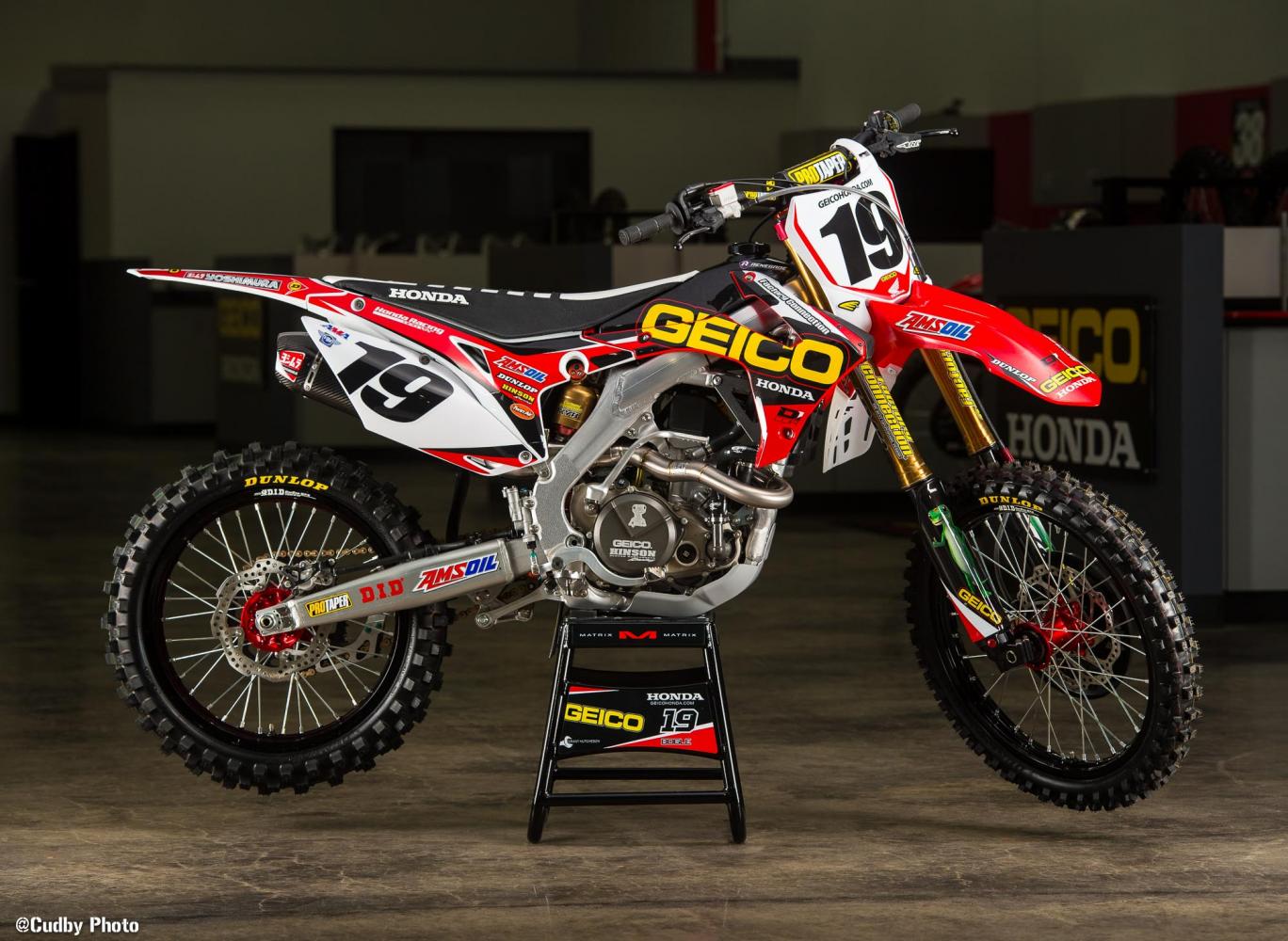 GEICO Honda Team Gallery - Racer X