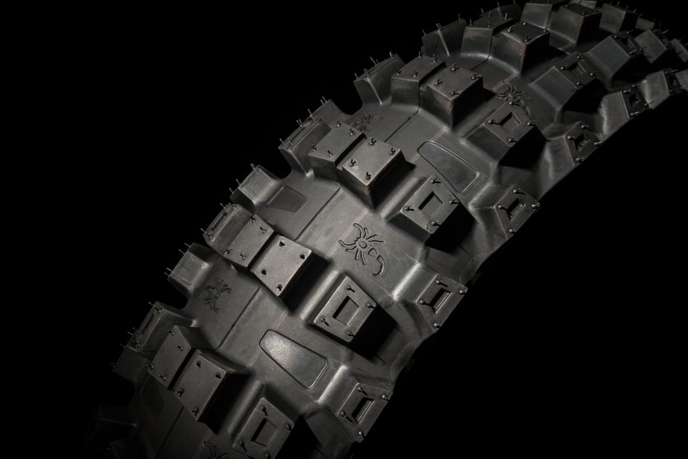 Pirelli Introduces SCORPION MX32 Tire - Racer X