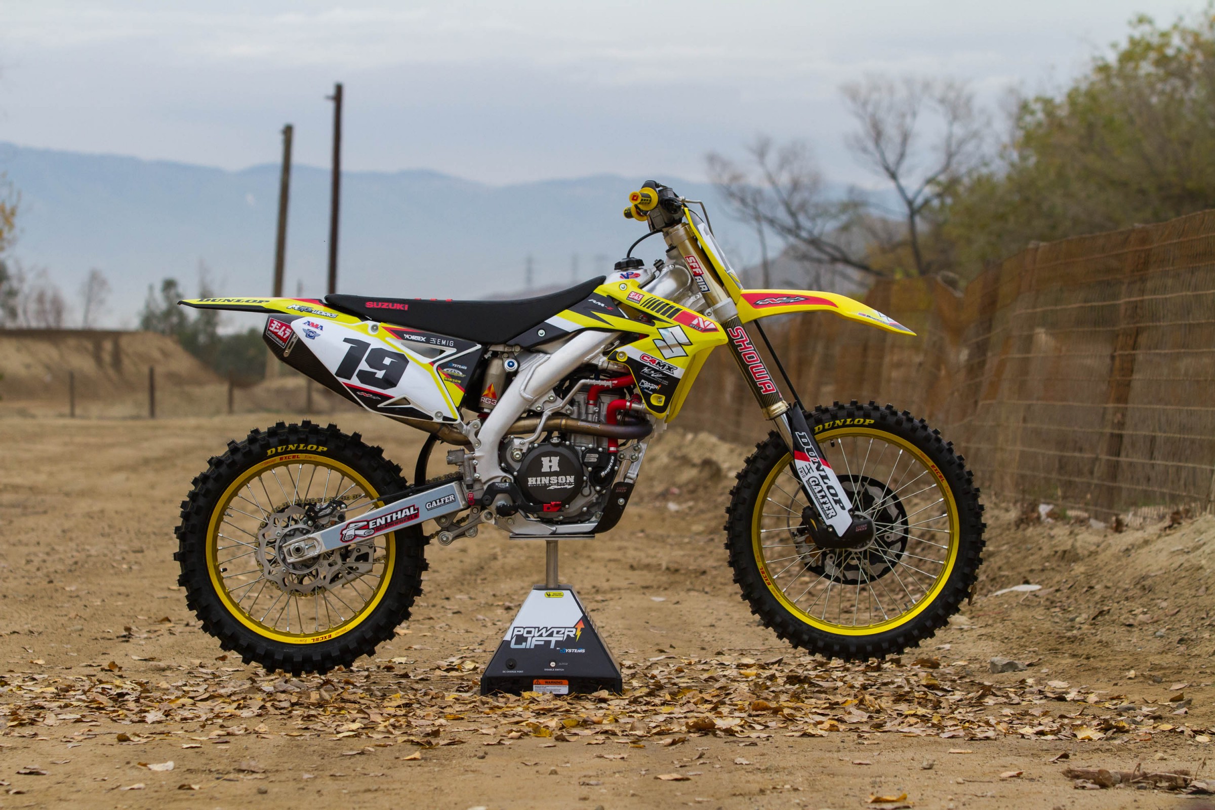 Racer X Films: 2017 Suzuki RM-Z450 Build - Racer X