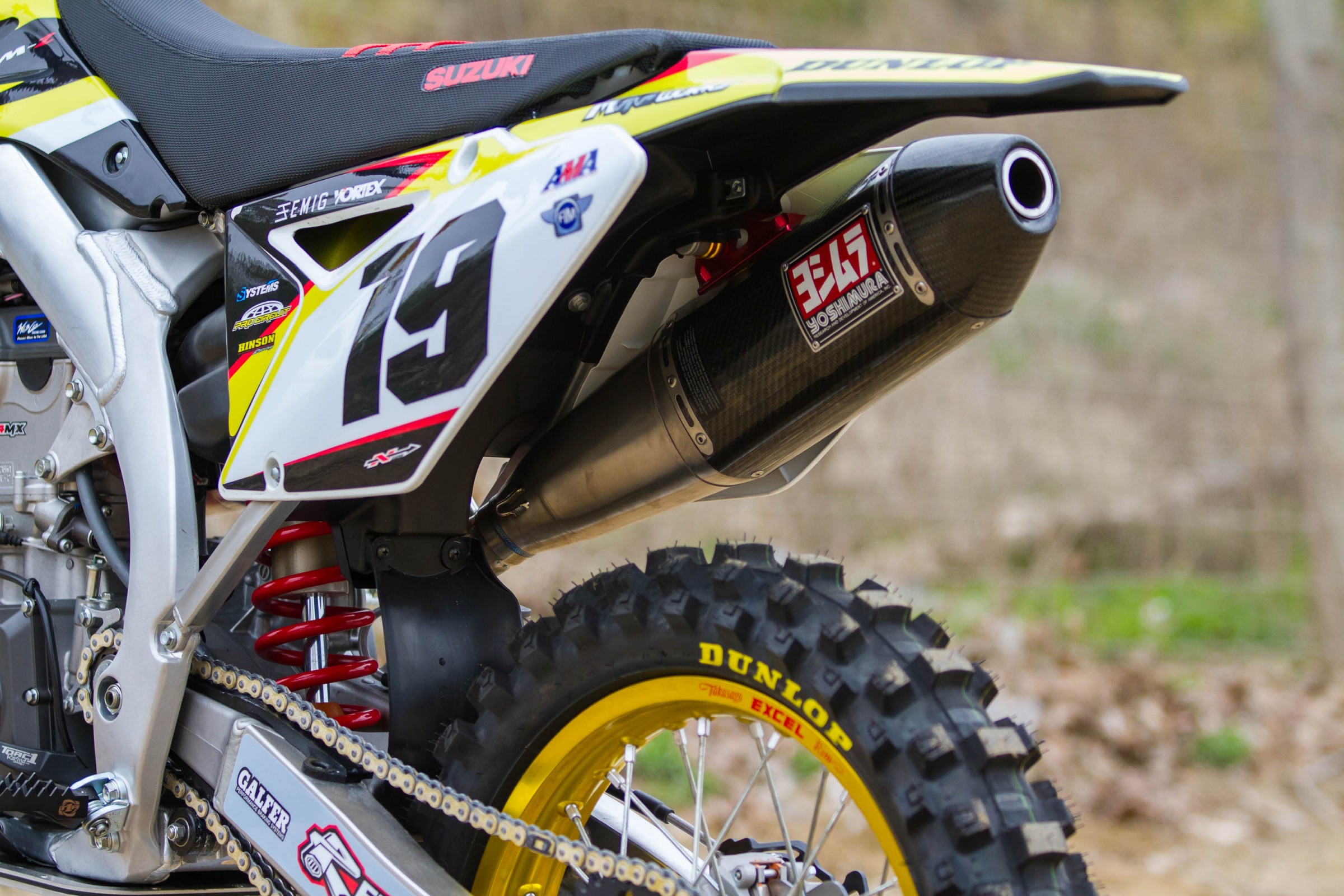 Racer X Films: 2017 Suzuki RM-Z450 Build - Racer X
