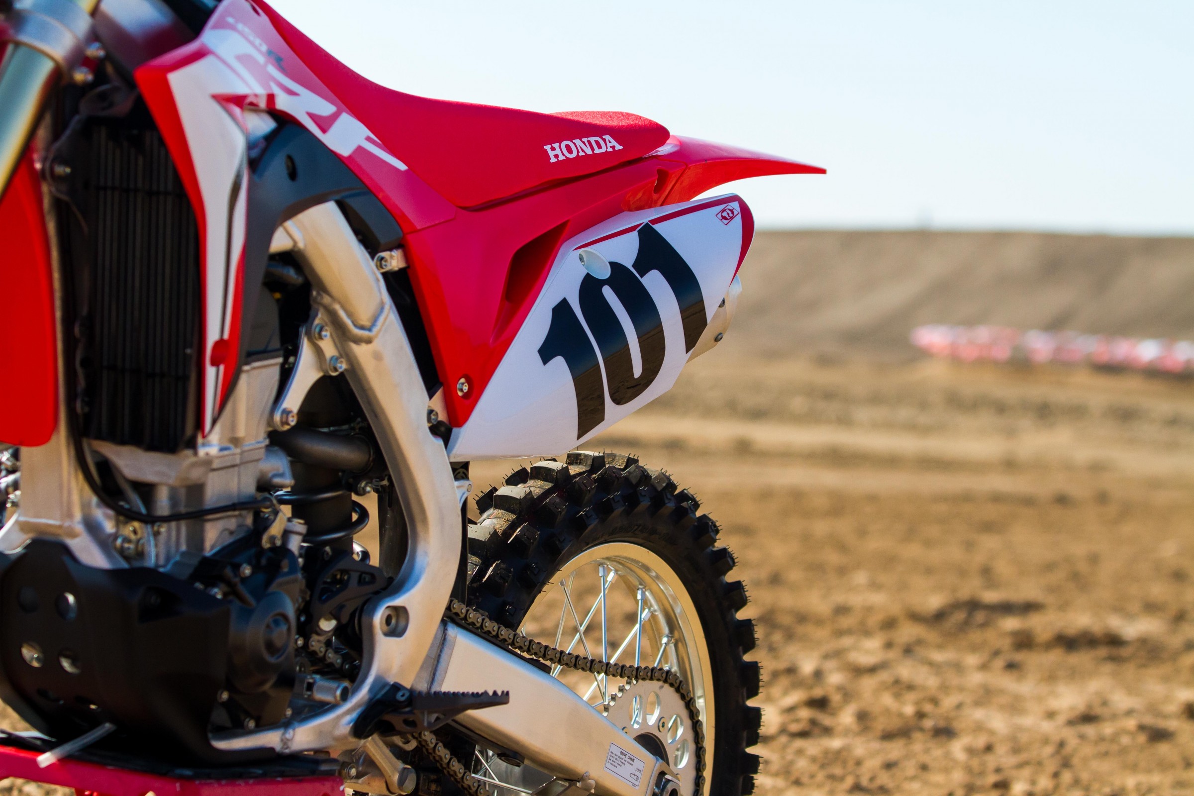 Racer X Films: 2018 Honda CRF450R Intro - Racer X
