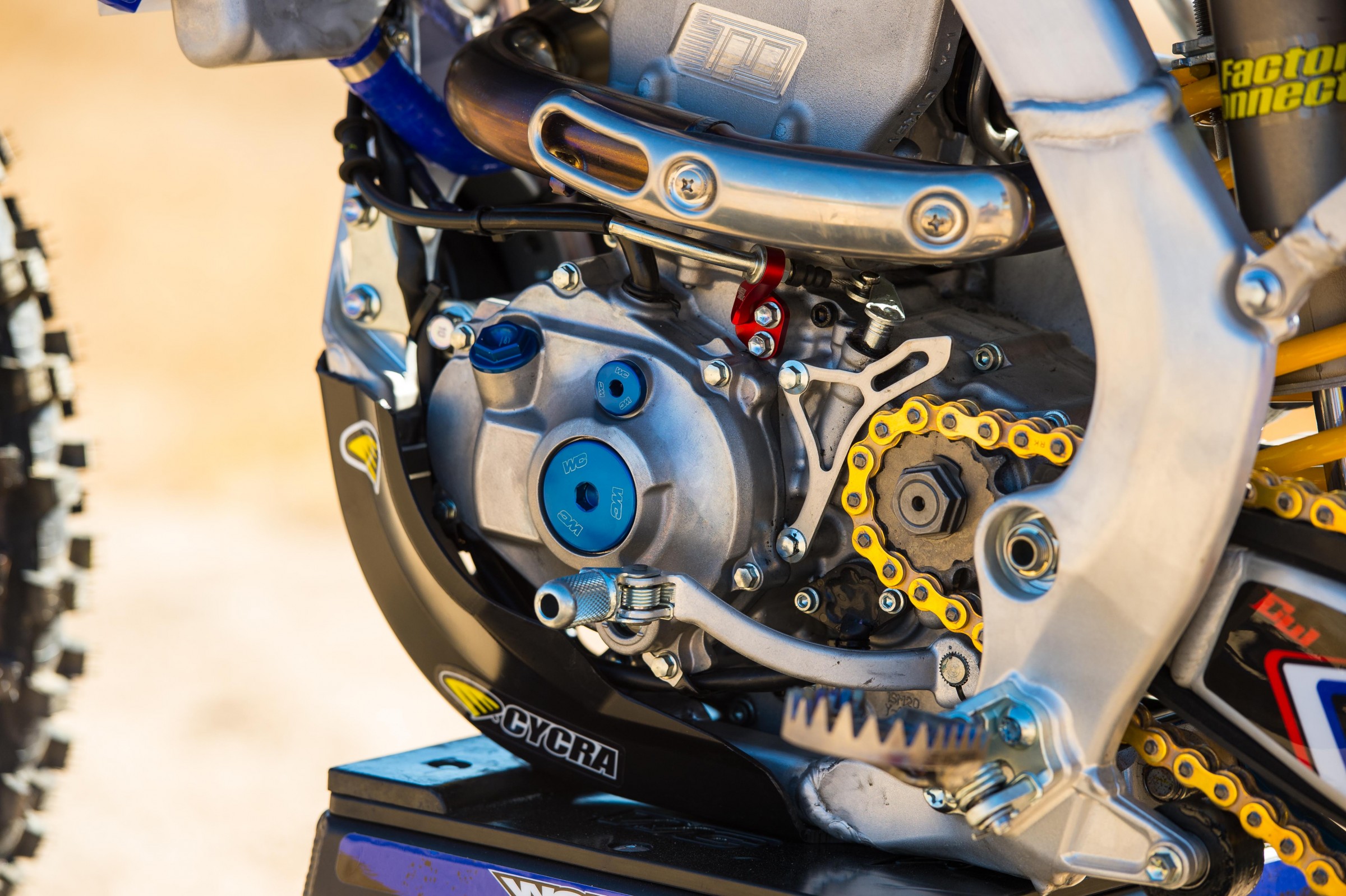 Racer X Films: Garage Build 2018 Yamaha YZ250F Big Bore - Racer X