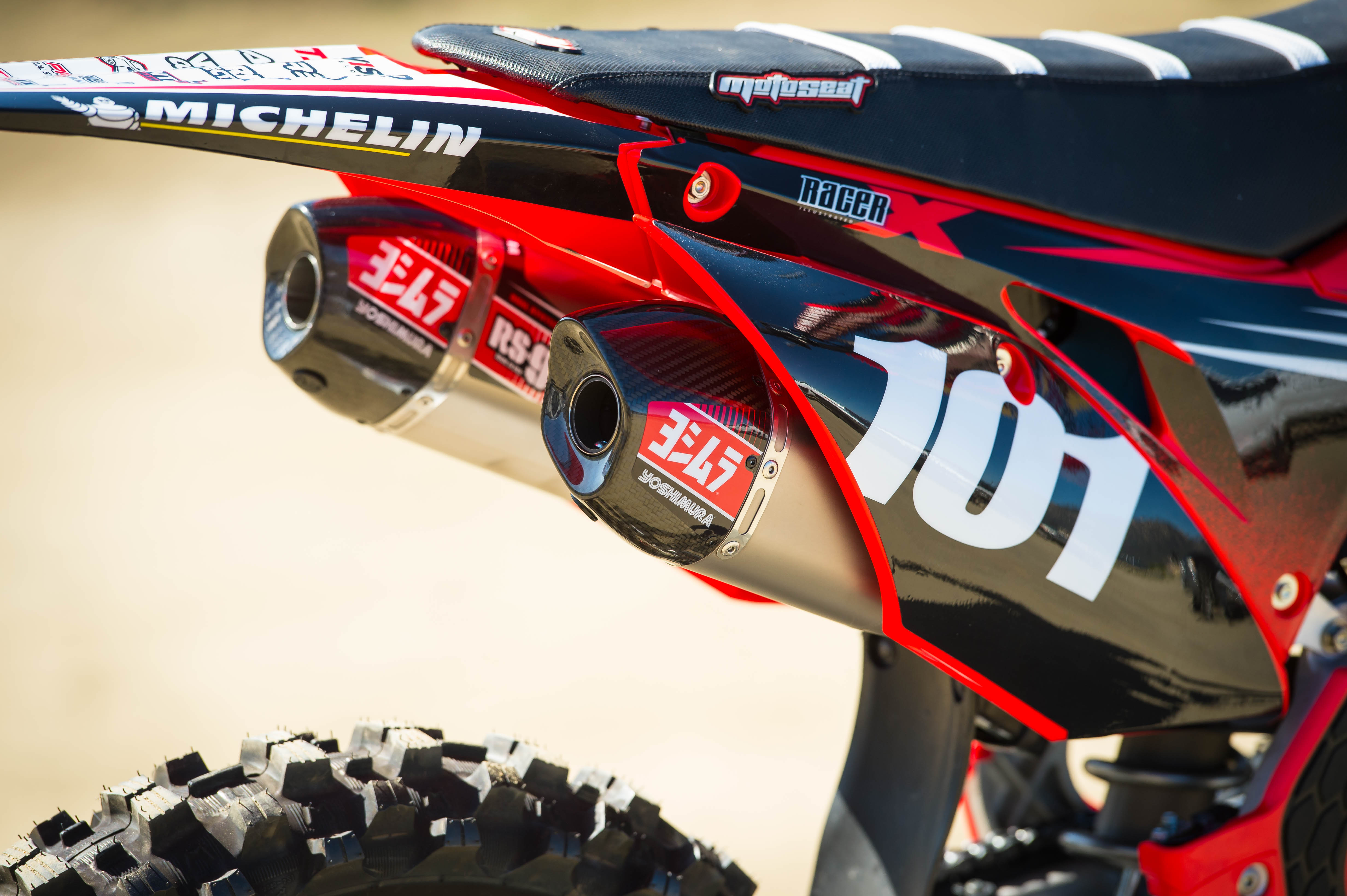 Racer X Films: Garage Build 2018 Honda CRF250R - Racer X