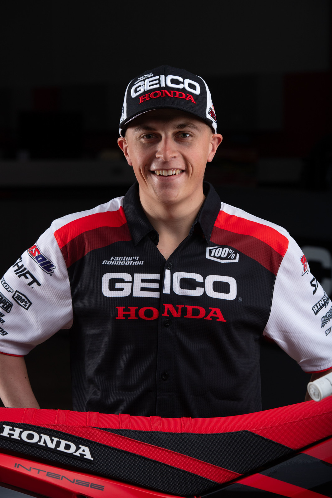2019 GEICO Honda Team Photo Shoot - Racer X
