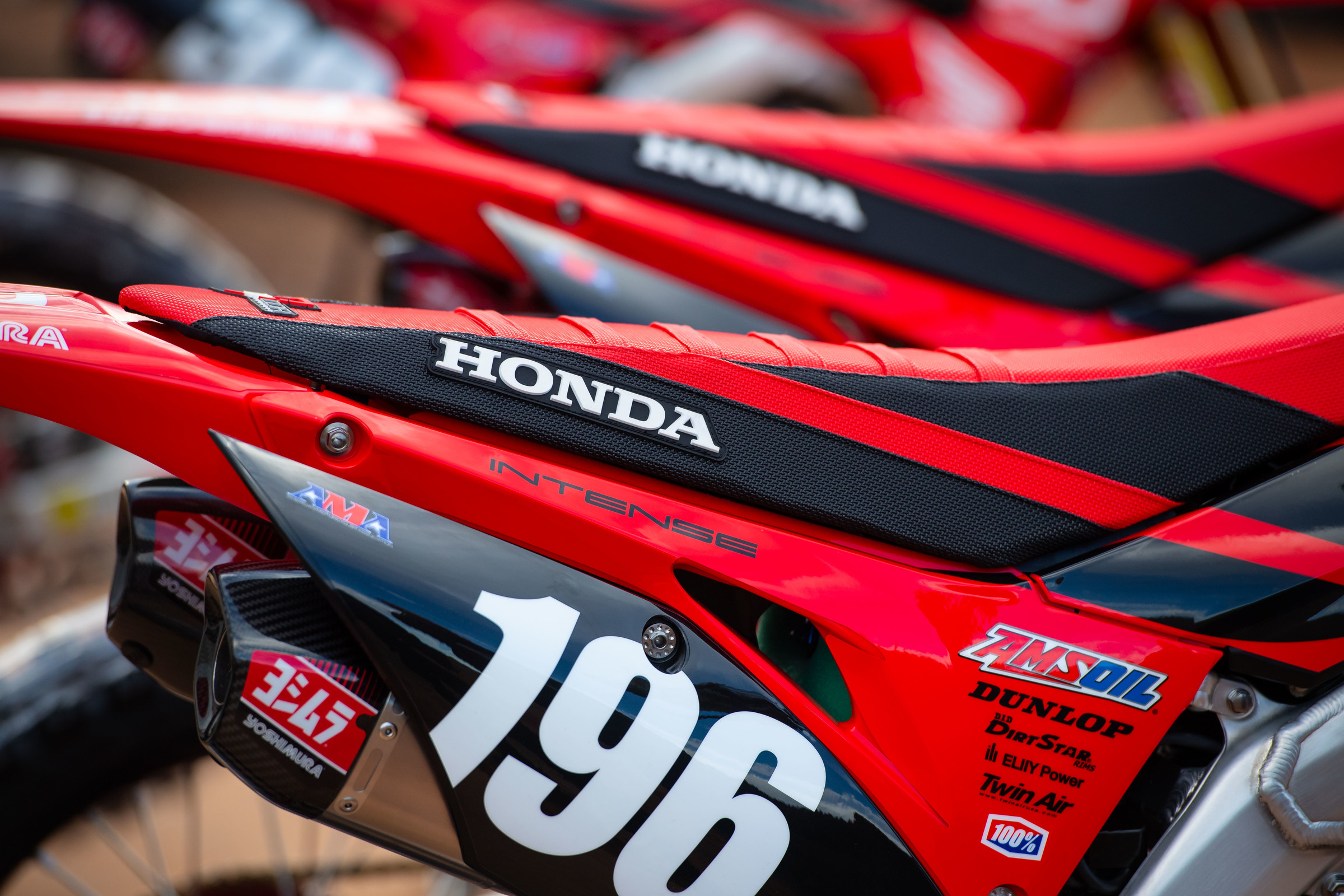 2019 GEICO Honda Team Photo Shoot - Racer X