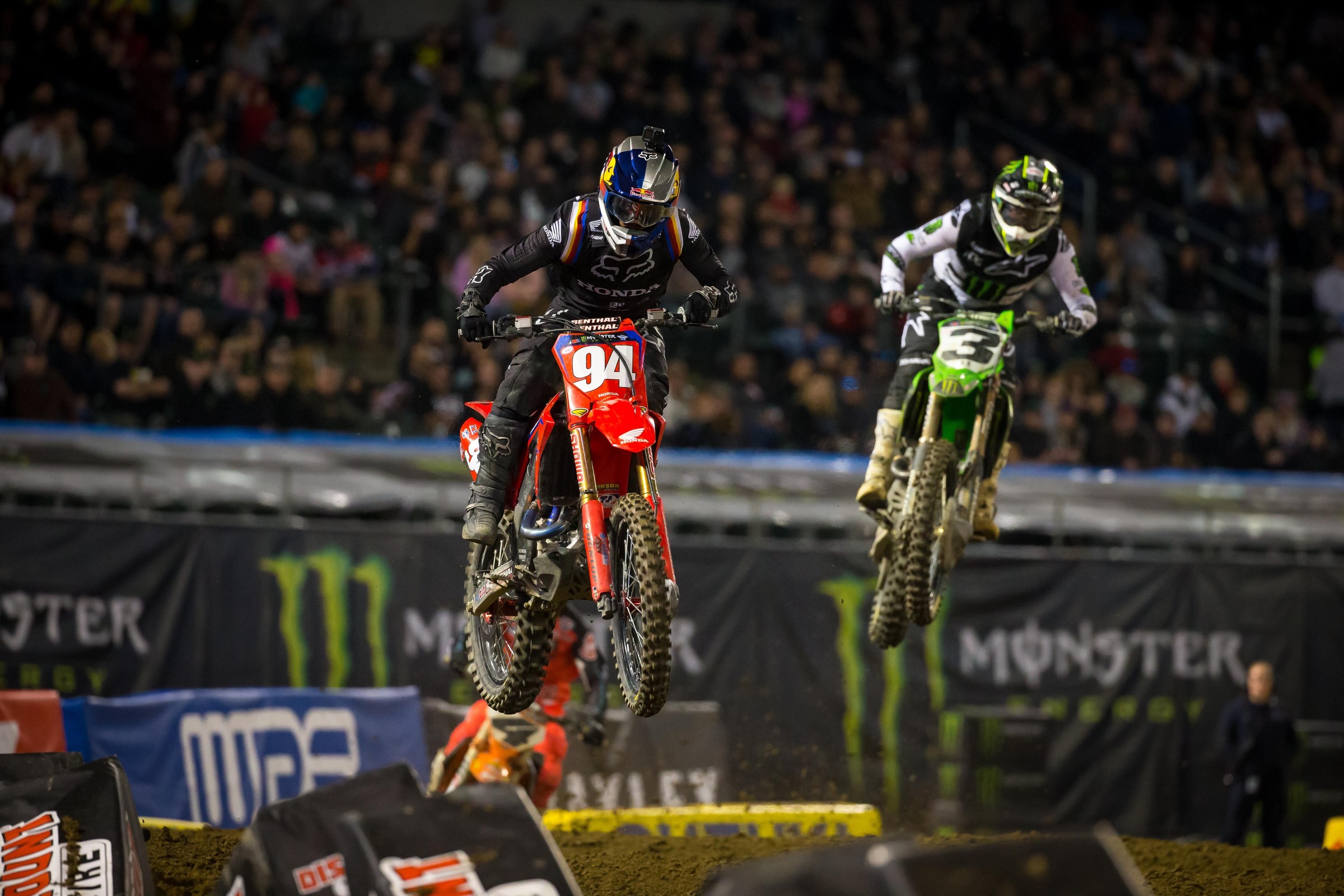Saturday Night Live: Oakland - Supercross - Racer X