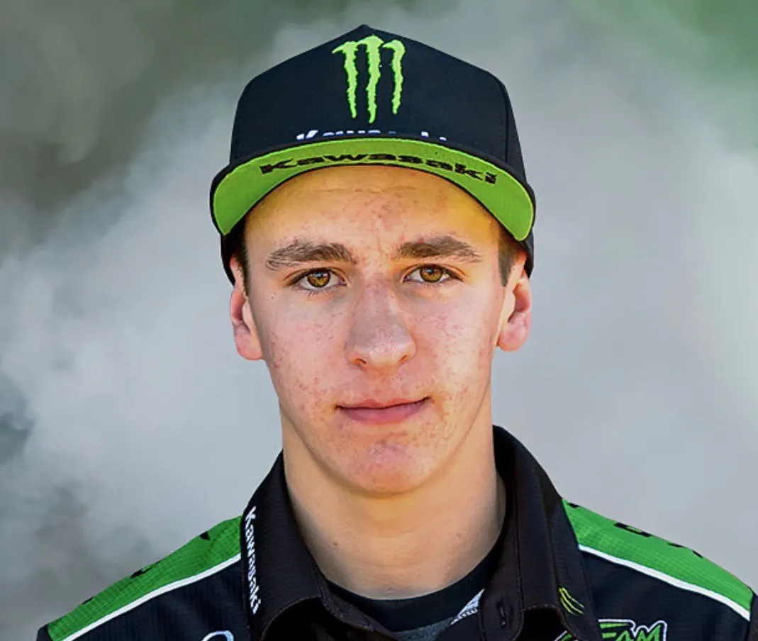 Exposure - Seth Hammaker - April 2020 - Racer X Magazine