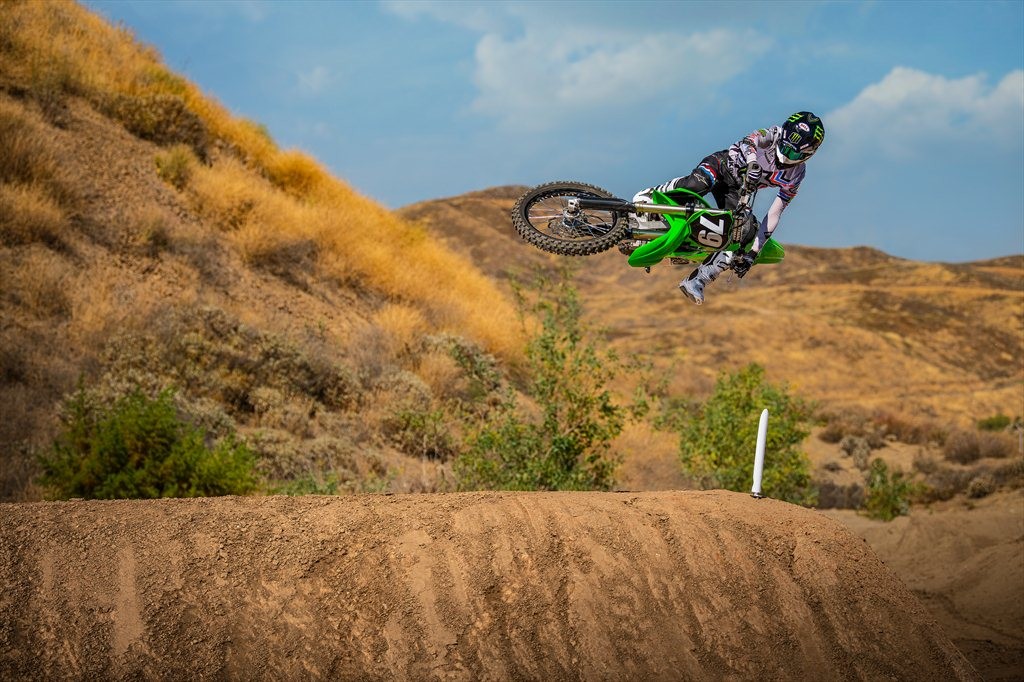 Specs on the New 2021 Kawasaki KX250 - Racer X