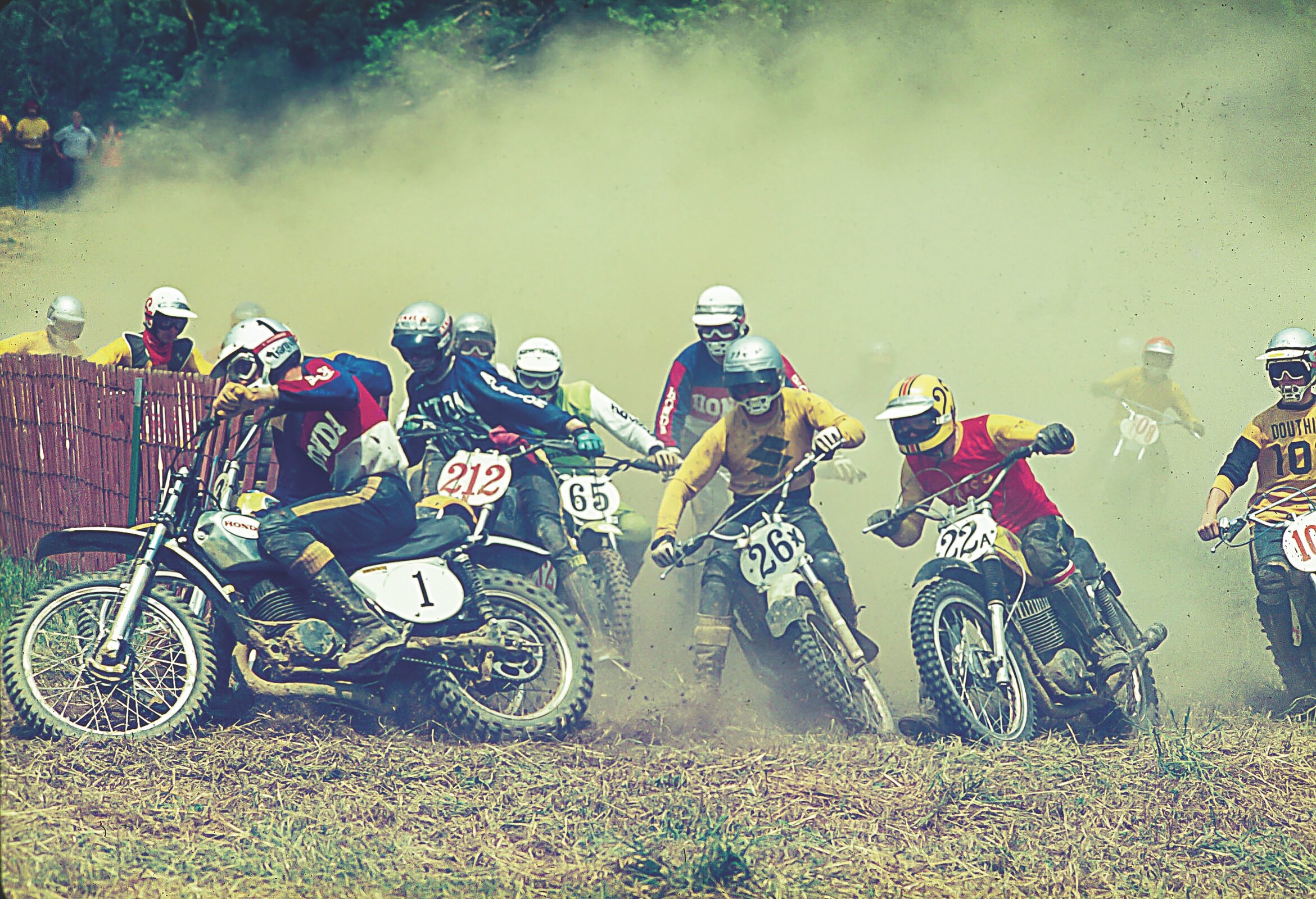 The Life and Times of Gary Jones - April 2021 - Racer X Magazine