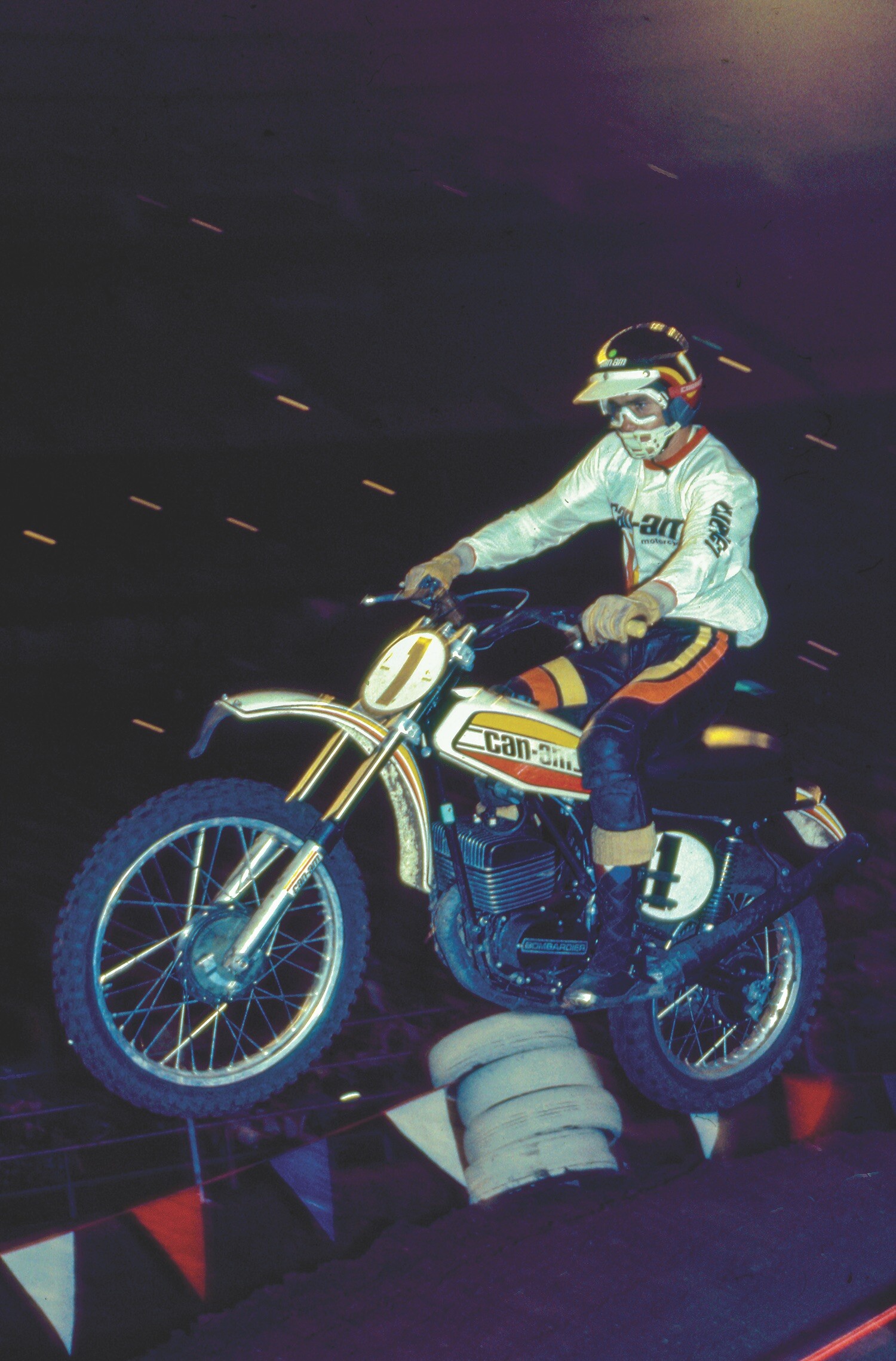 The Life and Times of Gary Jones - April 2021 - Racer X Magazine