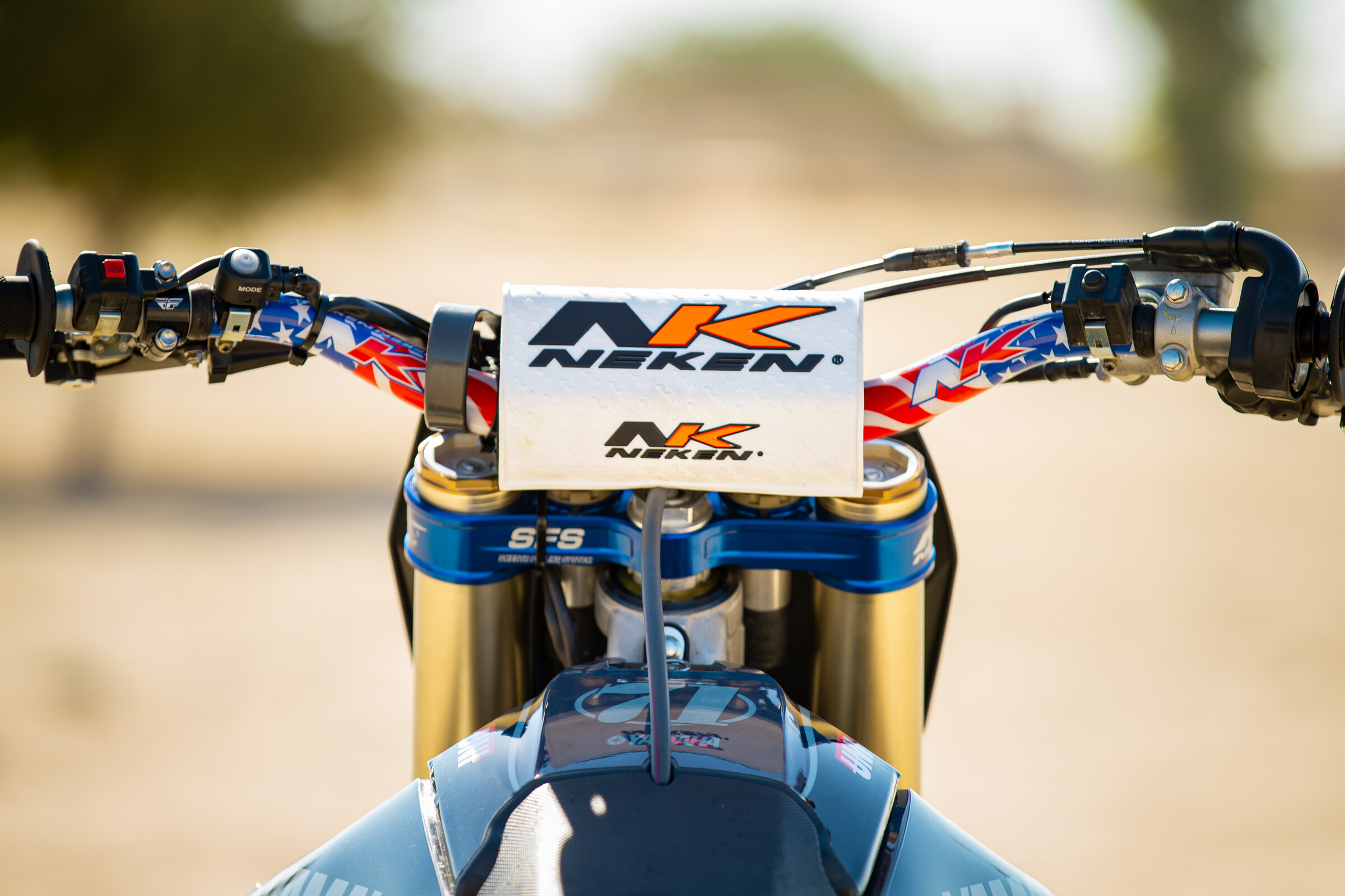 2021 Yamaha YZ250F Garage Build - December 2021 - Racer X Magazine