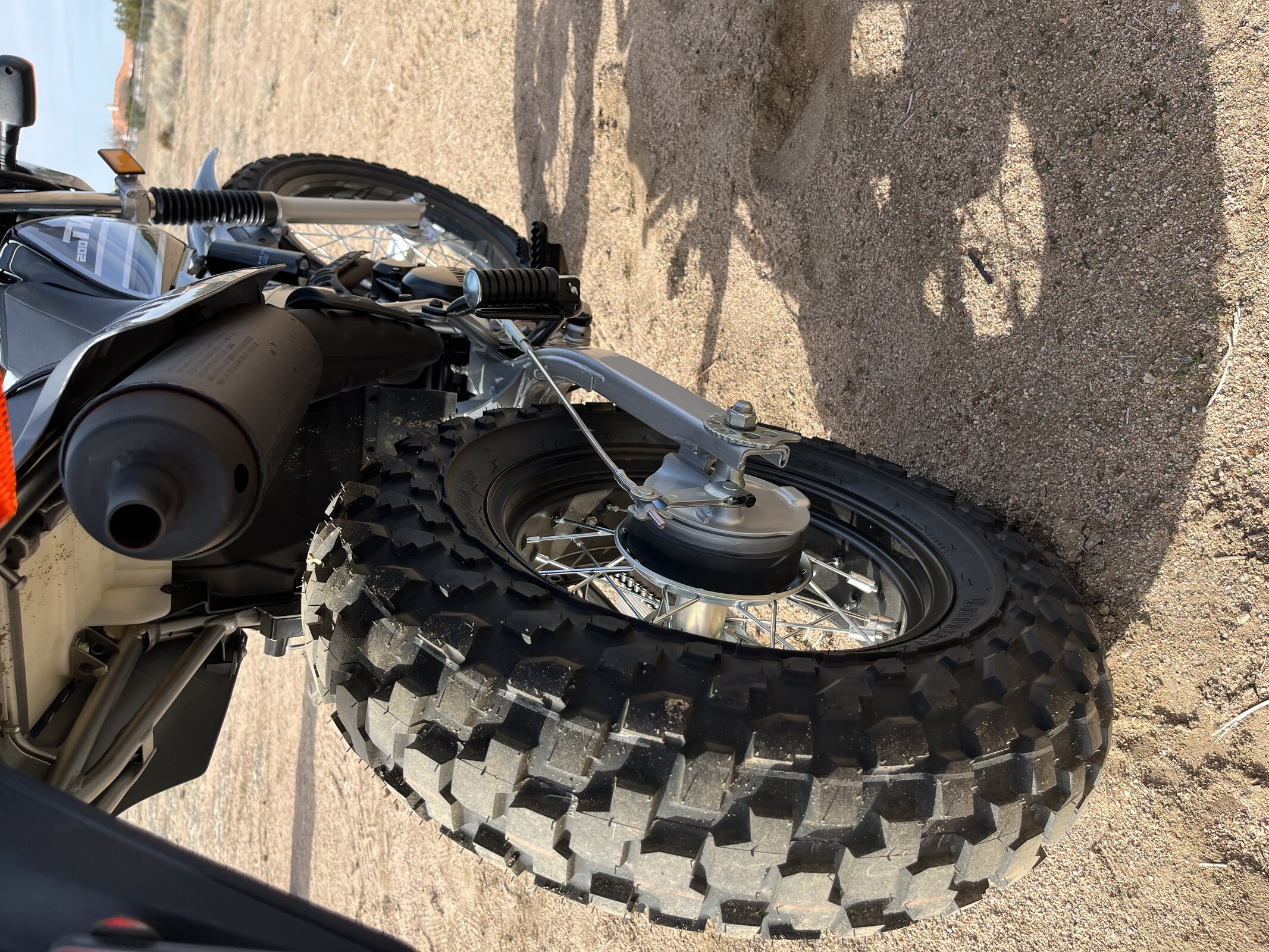 Racerhead - Fun Bikes: Yamaha TW200 - April 2022 - Racer X Magazine