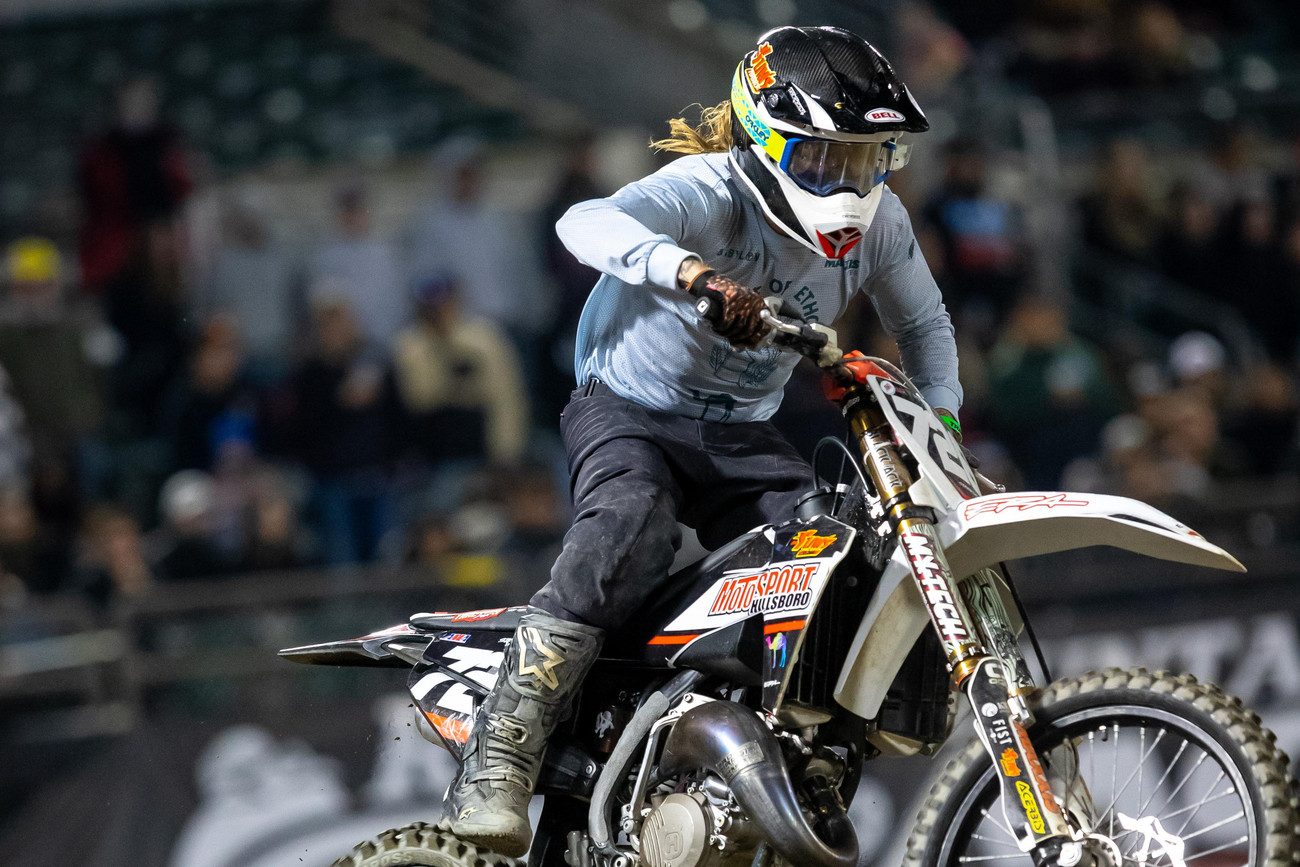 Inside Motocross - April 2022 - Racer X Magazine