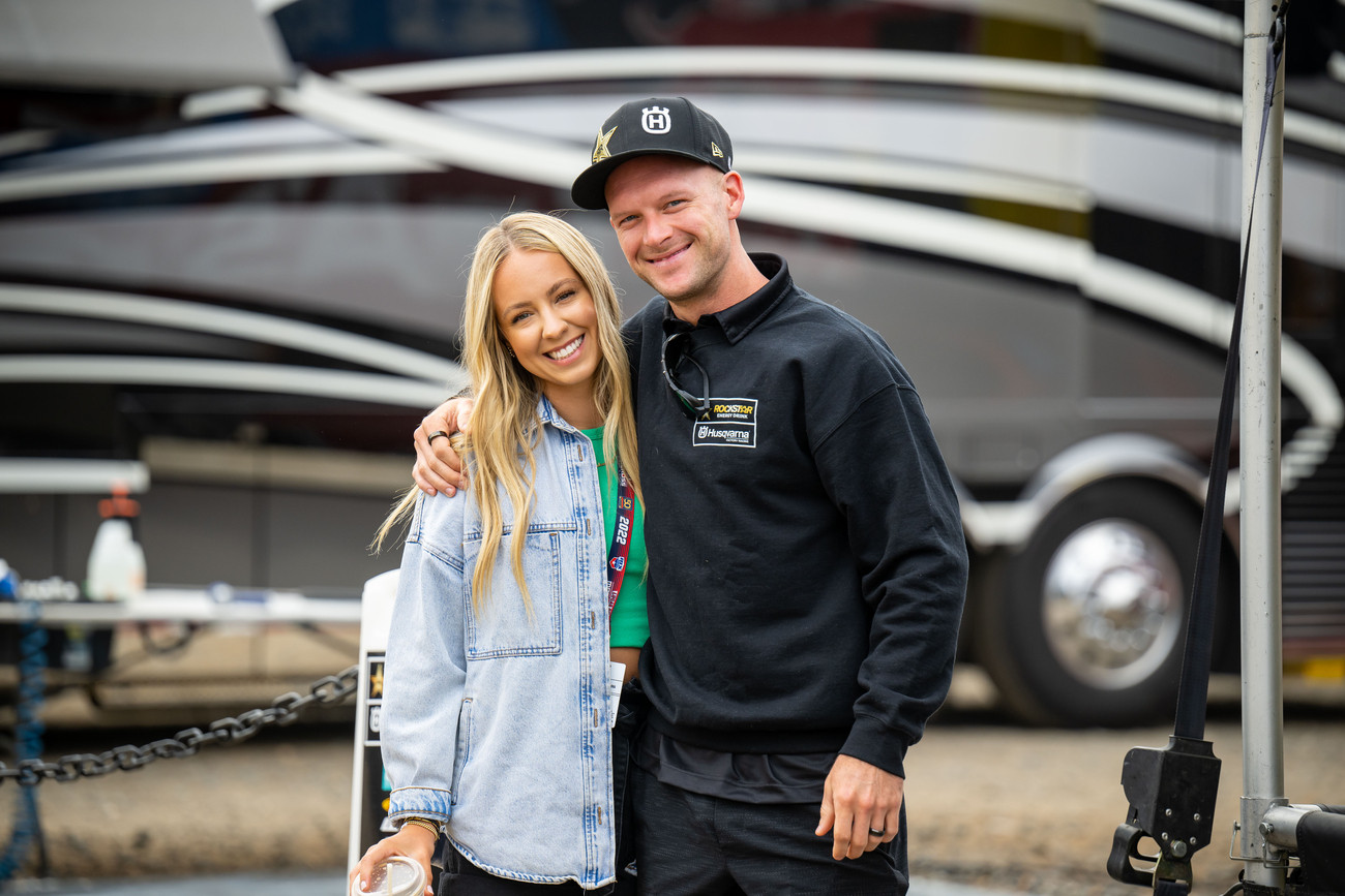 Pit Pass - September 2022 - Racer X Magazine