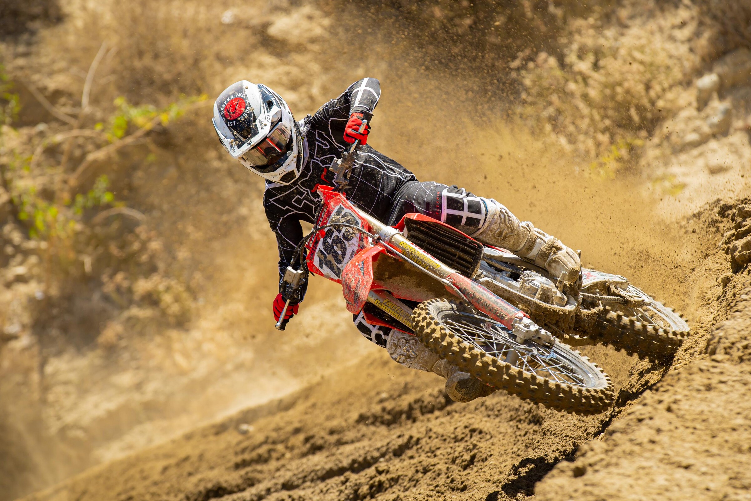 2022 Honda CRF450R Bike Build Garage Build - Racer X