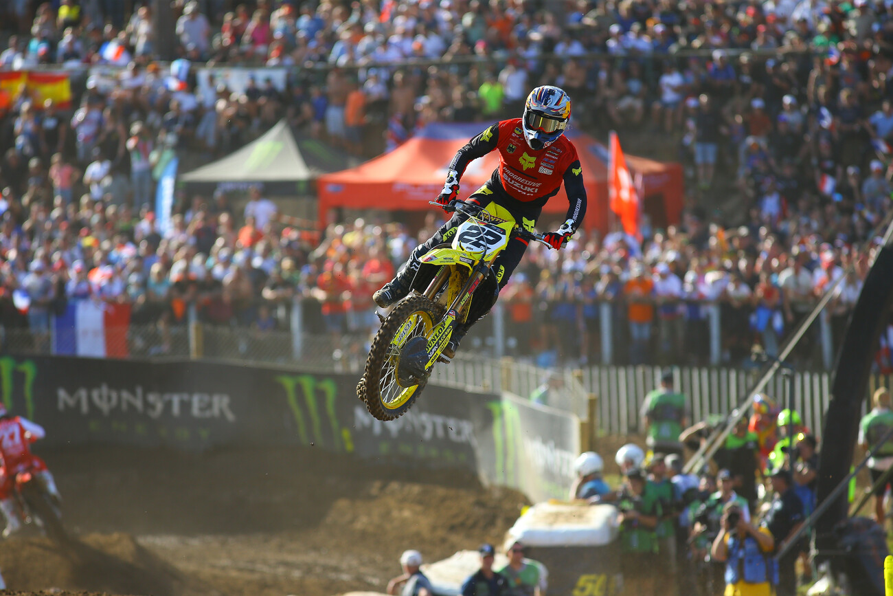 Racerhead - Buzz - January 2024 - Racer X Magazine