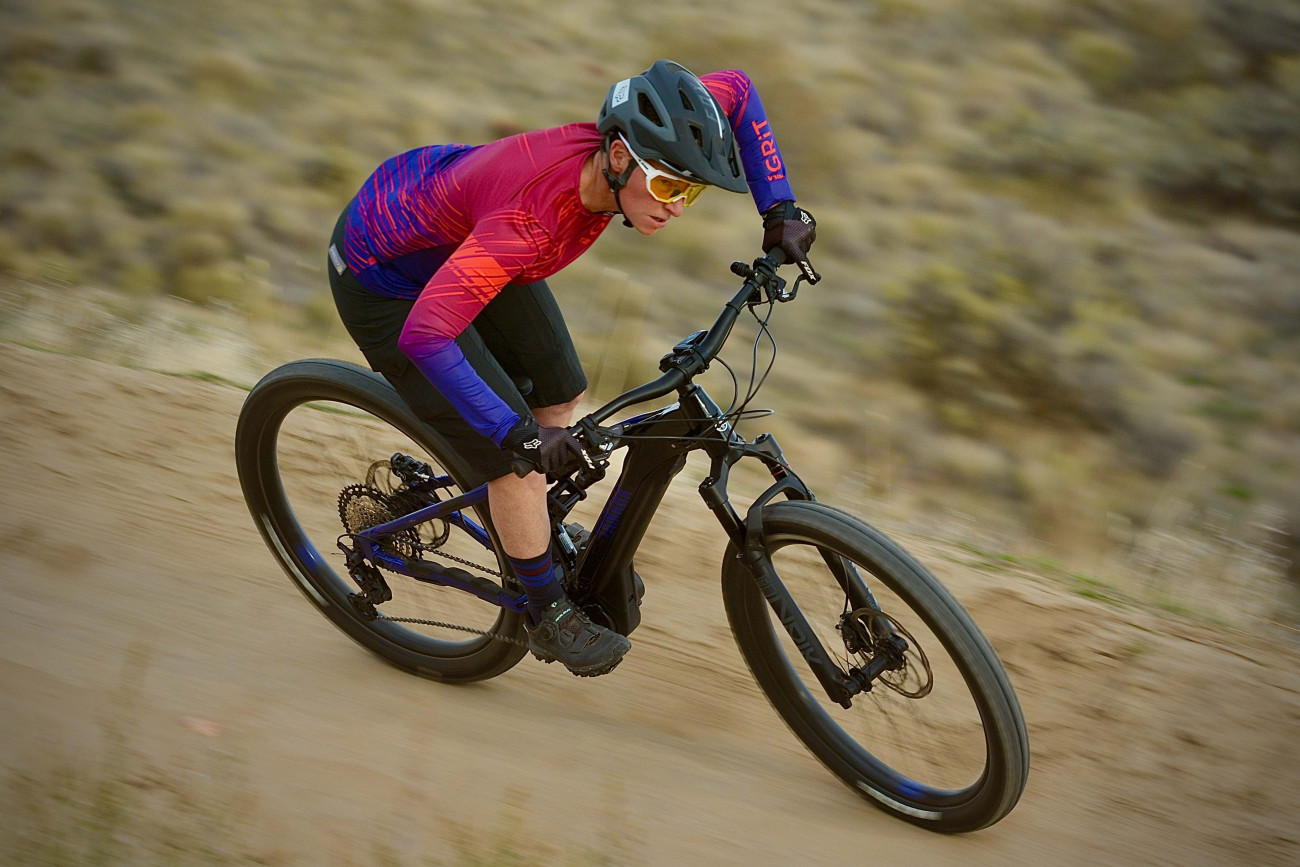 Fun Bikes: Yamaha YDX-MORO 07 - April 2024 - Racer X Magazine