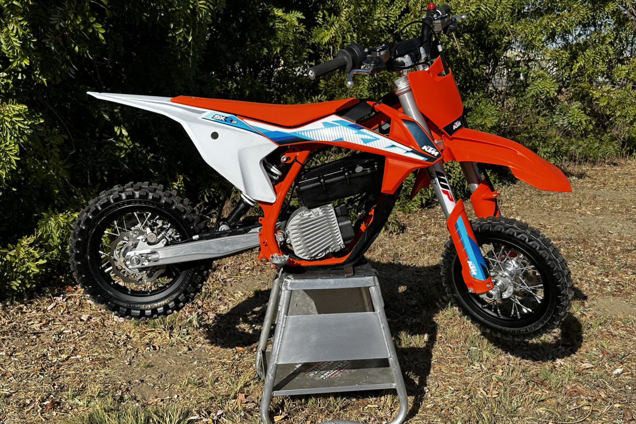 Racerhead - Fun Bikes: 2024 KTM SX-E3 - April 2025 - Racer X Magazine
