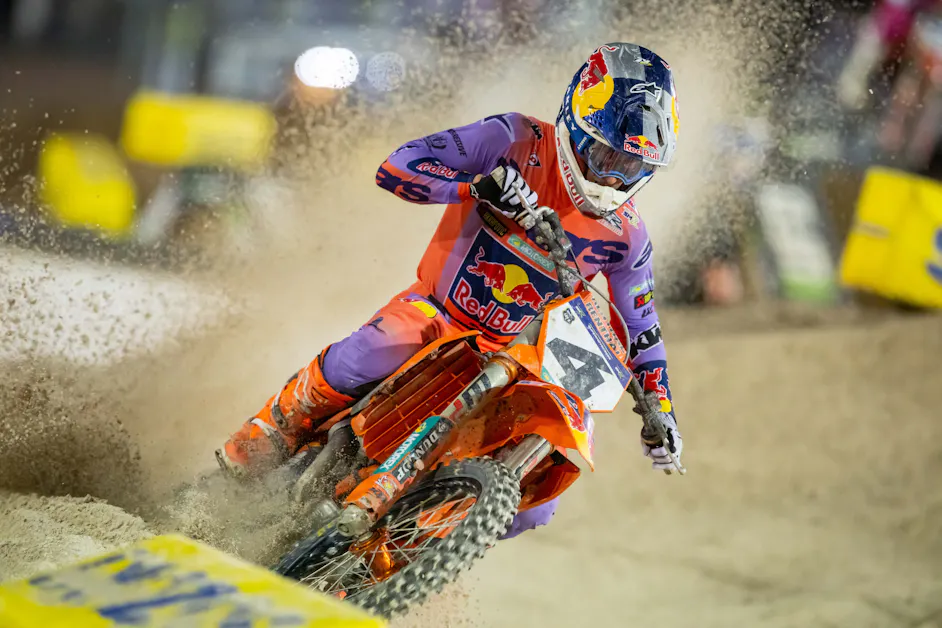 Sexton: Concussion and Shoulder Injury - Racer X